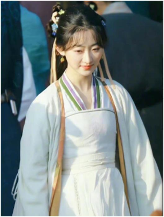 Hua Chenyu sang "Slaying the Wolf" to sing himself, can Yang Yutong in "New Immortal Sword ...