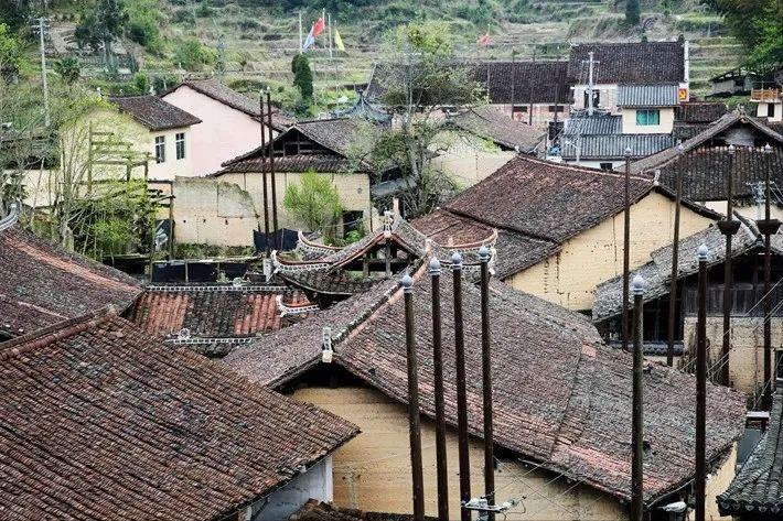 Gaoyan Ancient Village, Huansheng Three Bridges, beautiful scenery ...