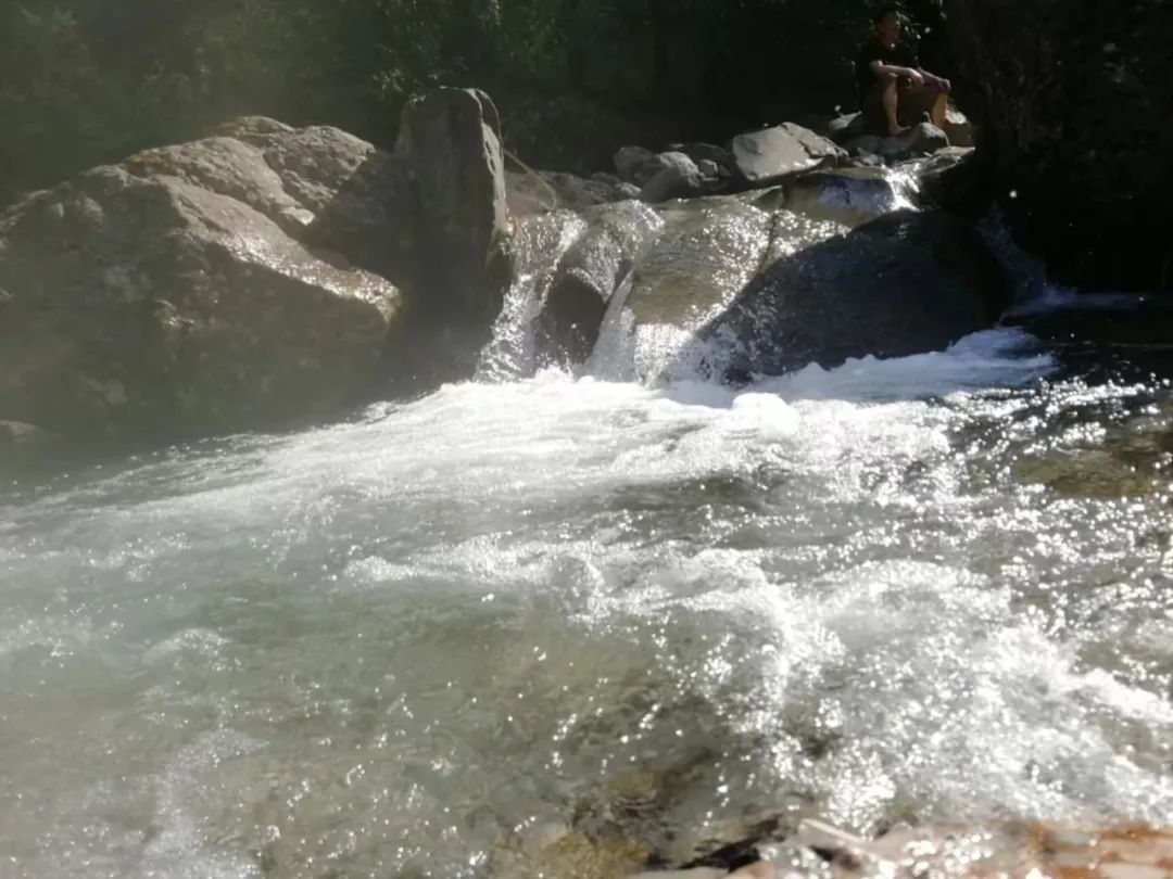 Chengdu Chongzhou is an unpopular place to play with water, and there ...