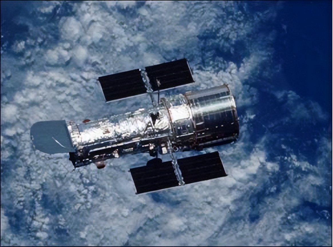 With a resolution of up to 10 centimeters and a cost of US$5 billion ...