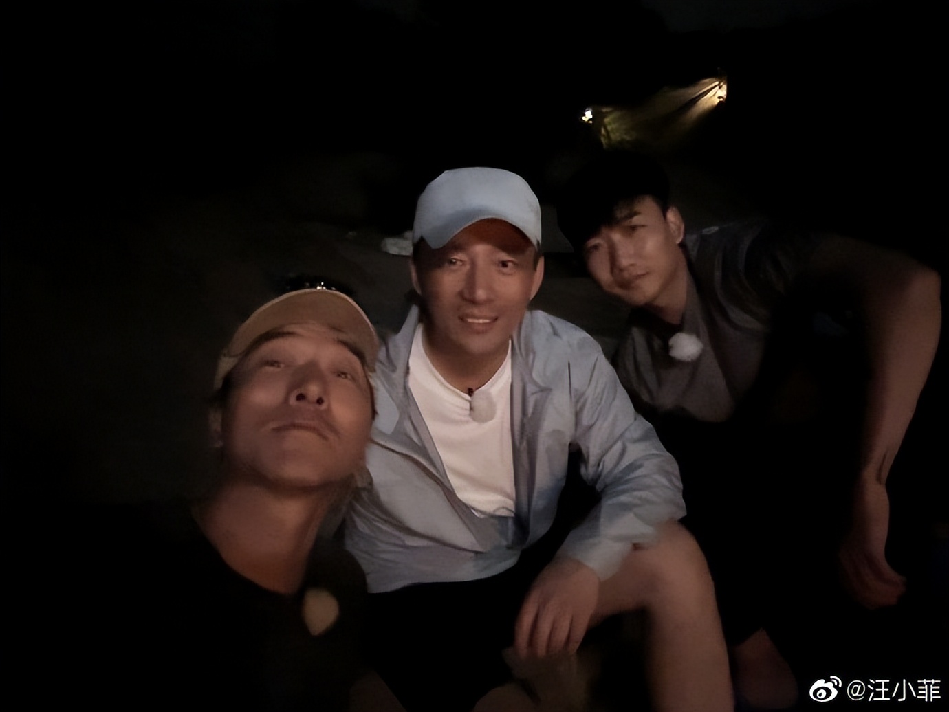 A month apart, Wang Xiaofei started the live broadcast again, and the whereabouts of Zhang ...