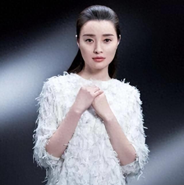 Well-known actor Wu Yue officially announced his relationship, and the ...