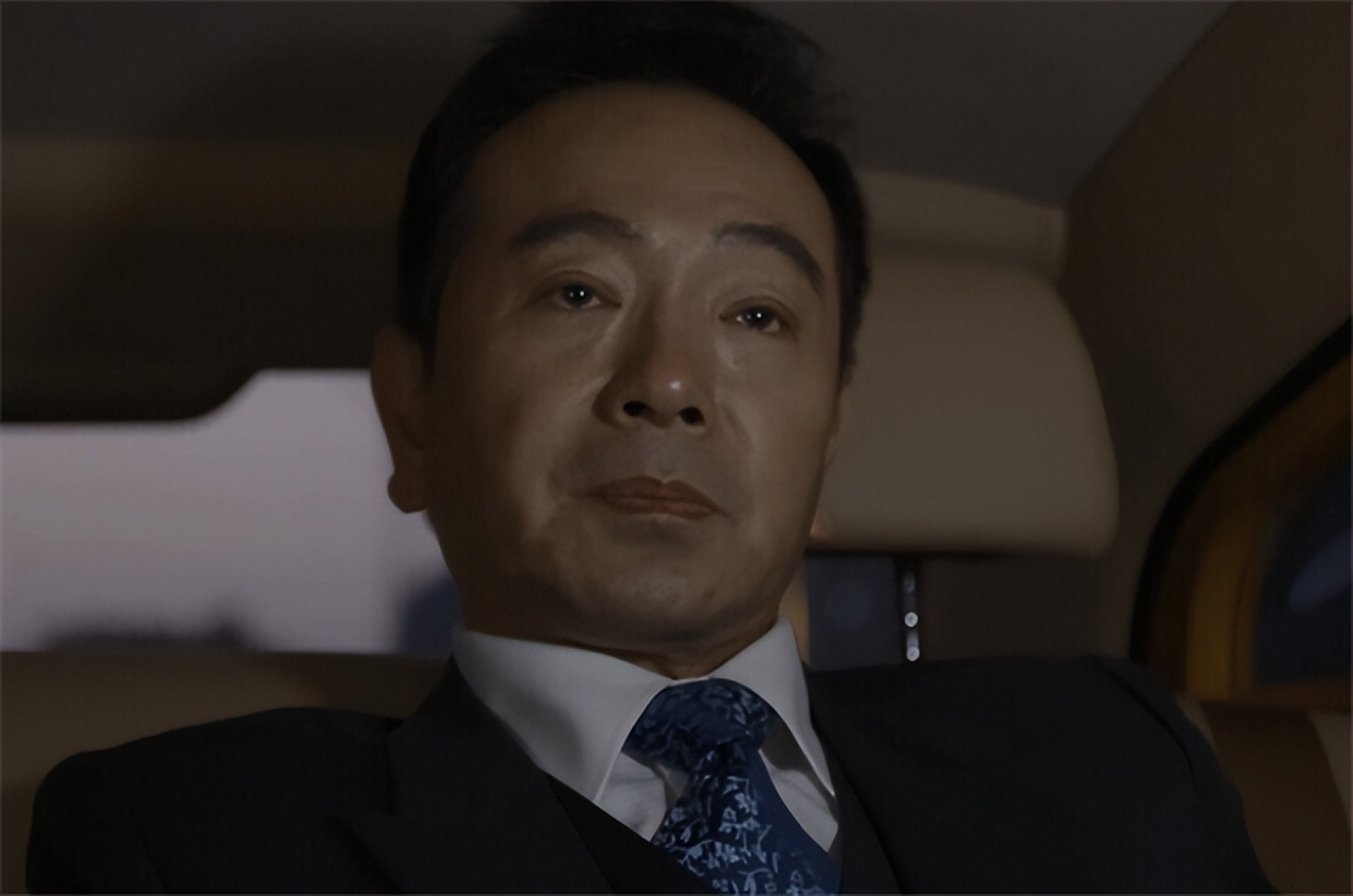 Zhang Chenguang's double-faced life: In the play, he is a "rich man ...