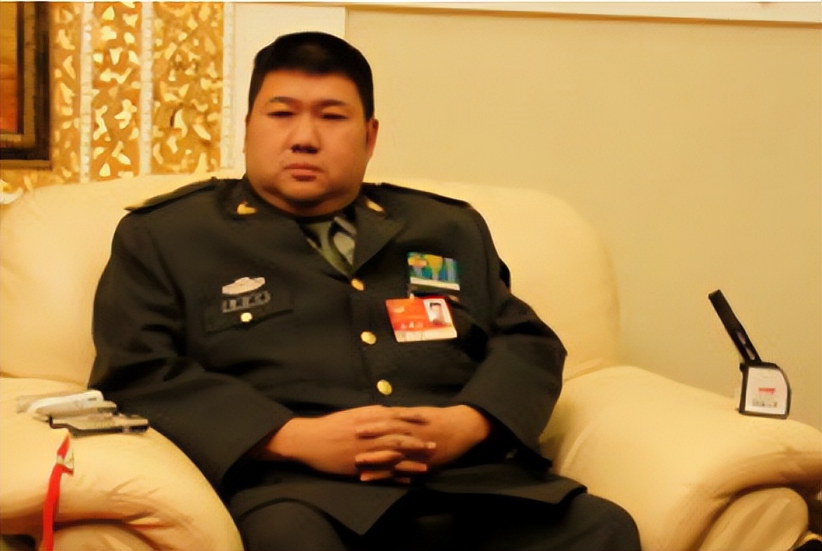 In 2006, the reporter asked Mao Xinyu to evaluate the three wives of ...