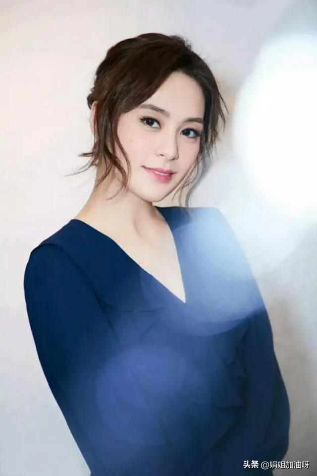 Share pictures, beautiful photo of temperament goddess Zhong Xintong ...