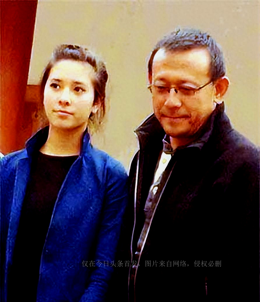 The Jiang family has a daughter who has just grown up. She chooses her ...