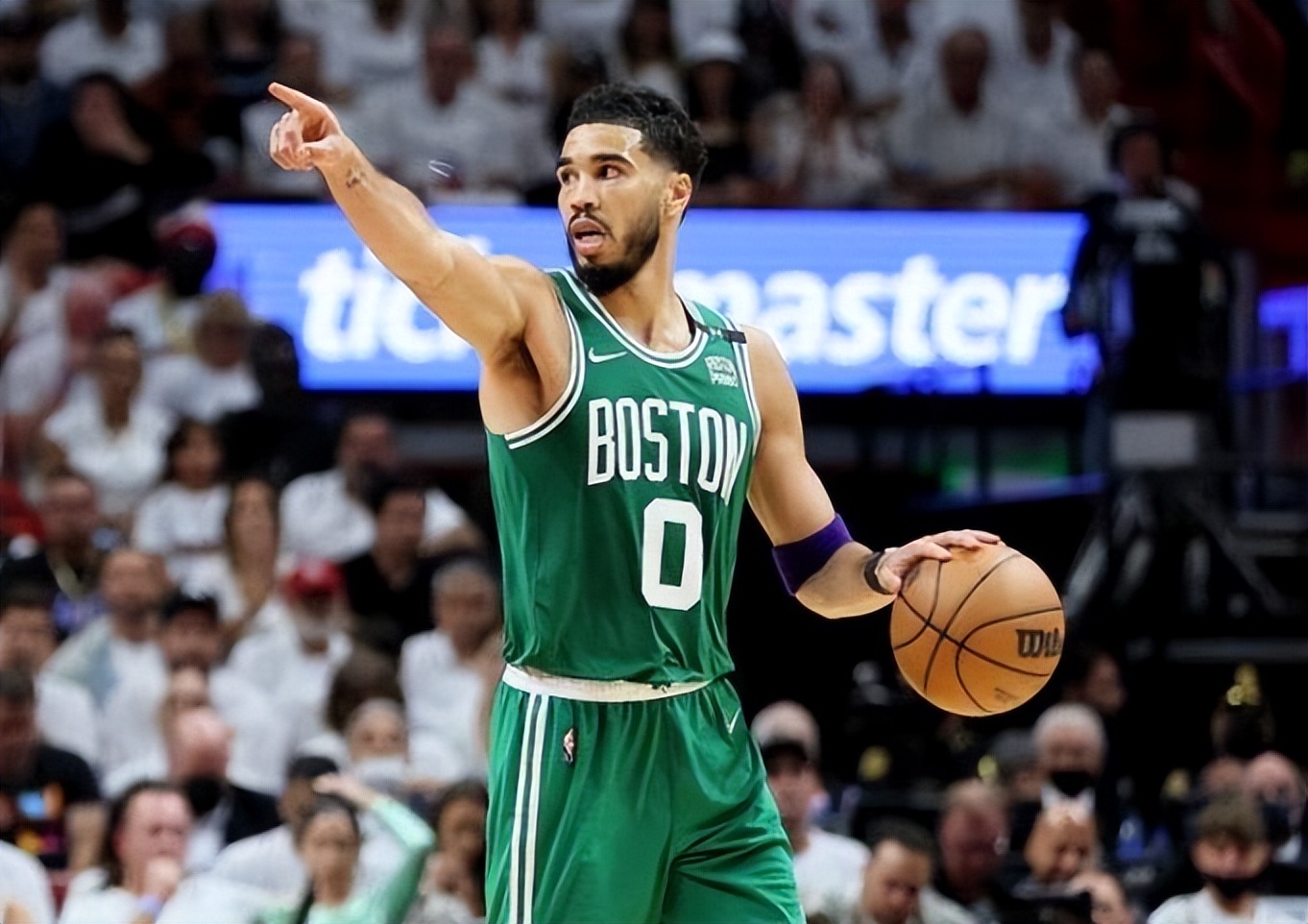 Refuse to sweep! 18-0, the Celtics counterattacked the Heat! Spoelstra ...