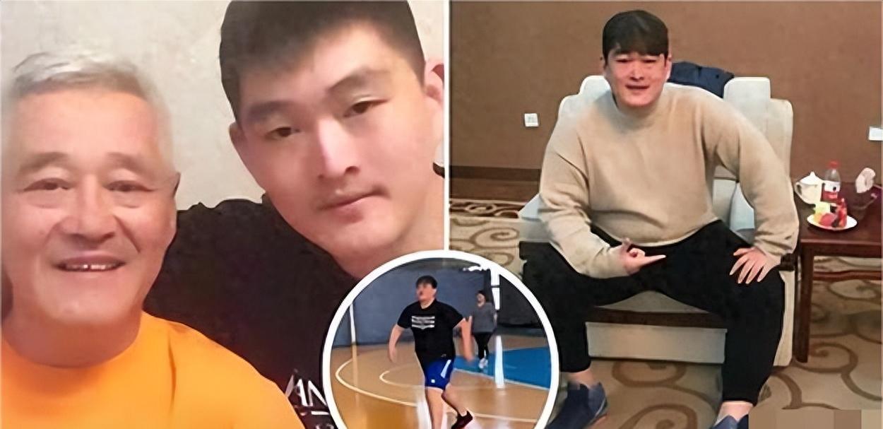 Zhao Yinan was deeply favored by Zhao Benshan, used a gold pipe to show ...