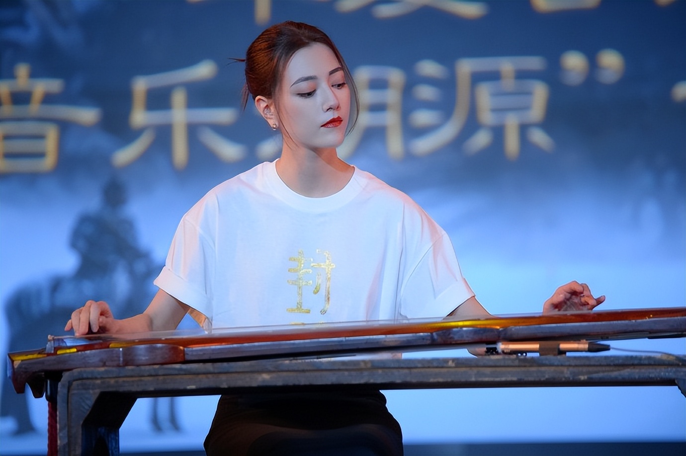 Surpassing Fu Yiwei, Wen Bixia, and Fan Bingbing, "Fengshen" Naran is ...