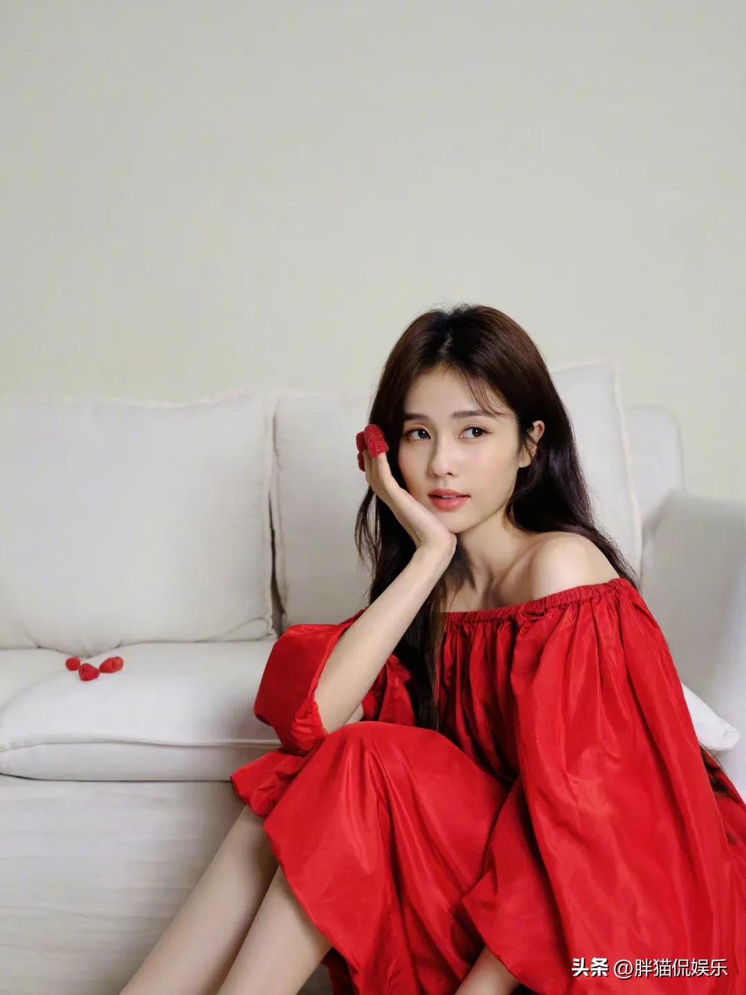 Bailu's modern clothes are more atmospheric and stunning than her ...