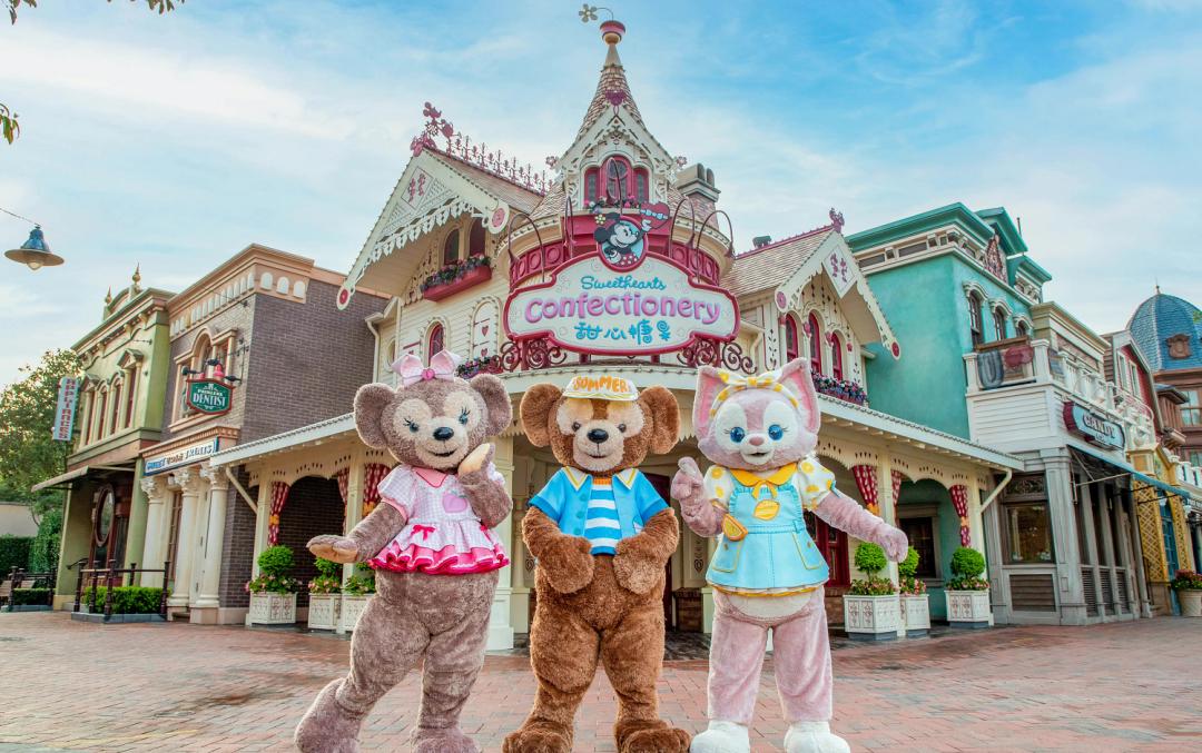 Linna Belle is on the cover of a magazine, why is the "top female star ...