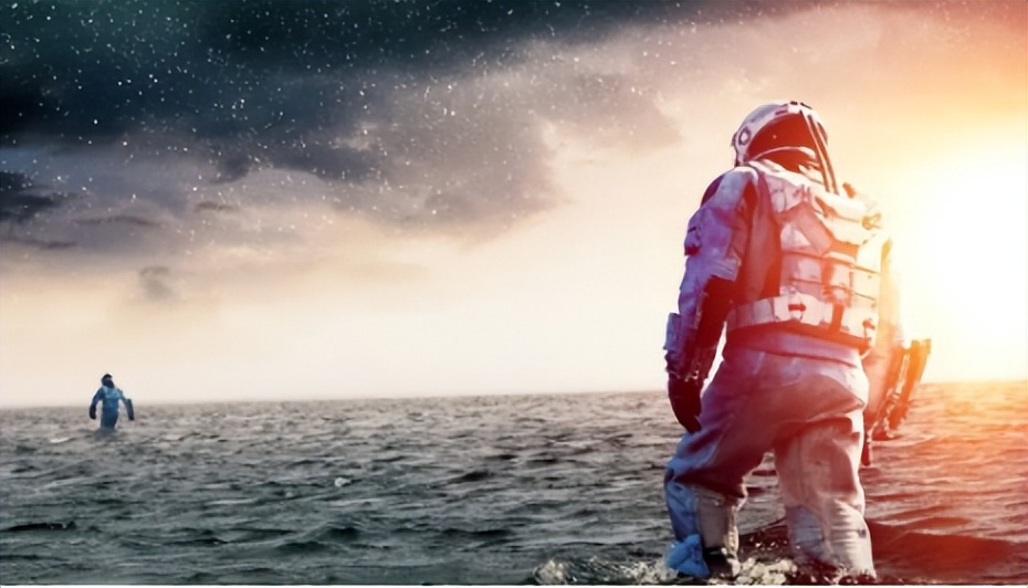 "Interstellar": the magnificent interweaving of time and love - iNEWS