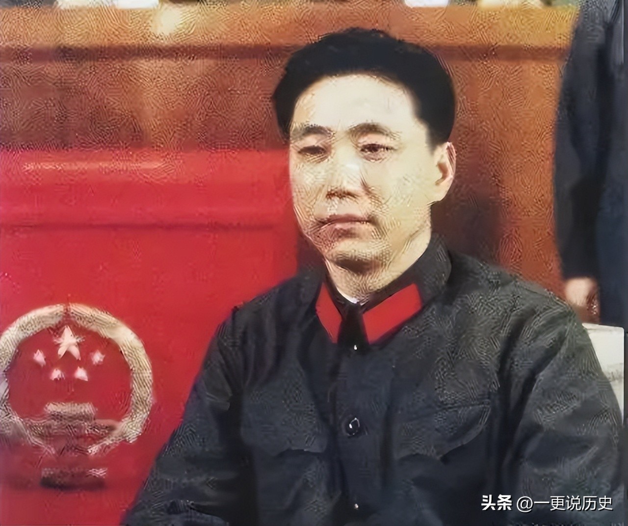 In 1976, when arresting members of the "Gang of Four", Wang Hongwen ...