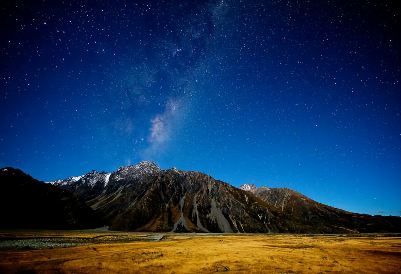 New Zealand South Island - Mackenzie Country - iMedia