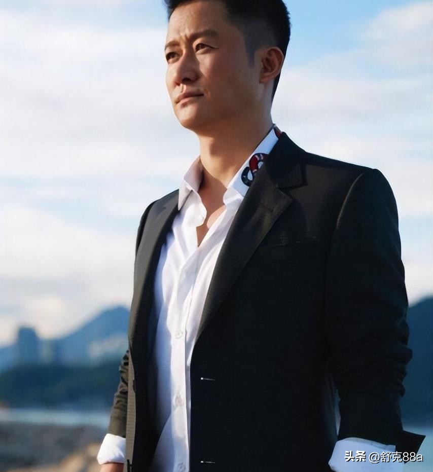 We have been lied to for 49 years! It turns out that he is Wu Jing's ...