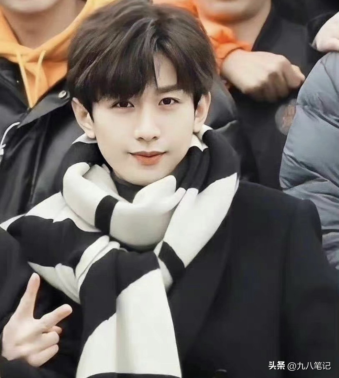 The latest brand endorsement list: Cheng Yi ranks first, Wang Yibo ...