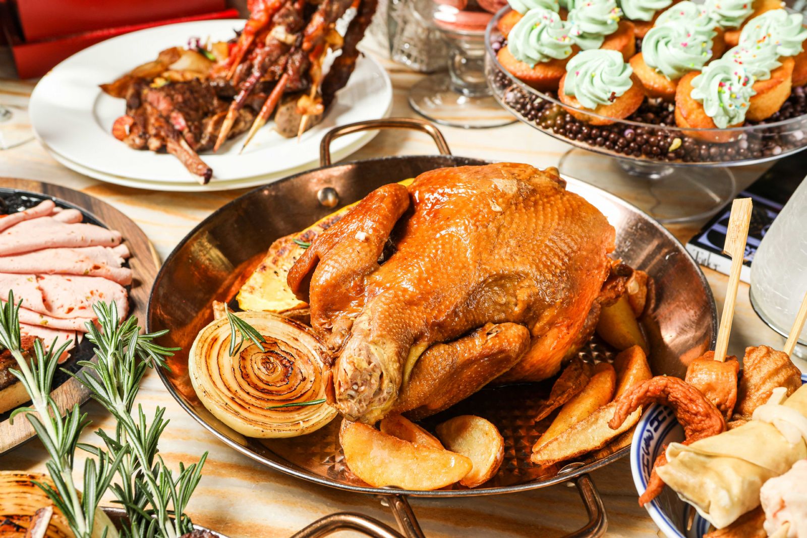 Shanghai Wanda Reign Hotel celebrates Thanksgiving at the end of the ...