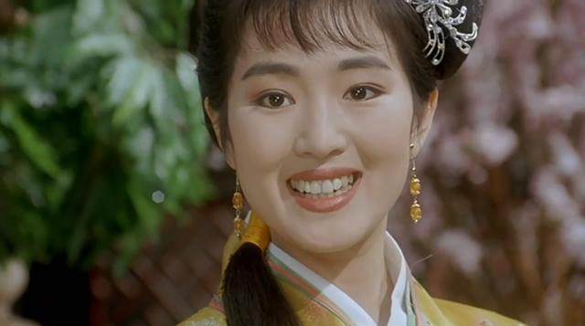 Gong Li: How beautiful was it when you were young?On the red carpet ...