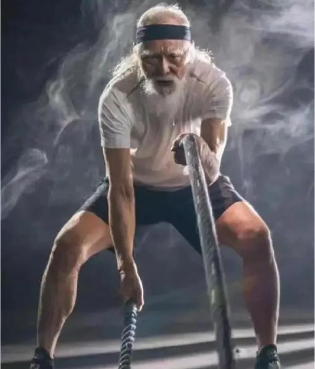 Wang Deshun, walked the runway at the age of 79, and flew the plane at ...