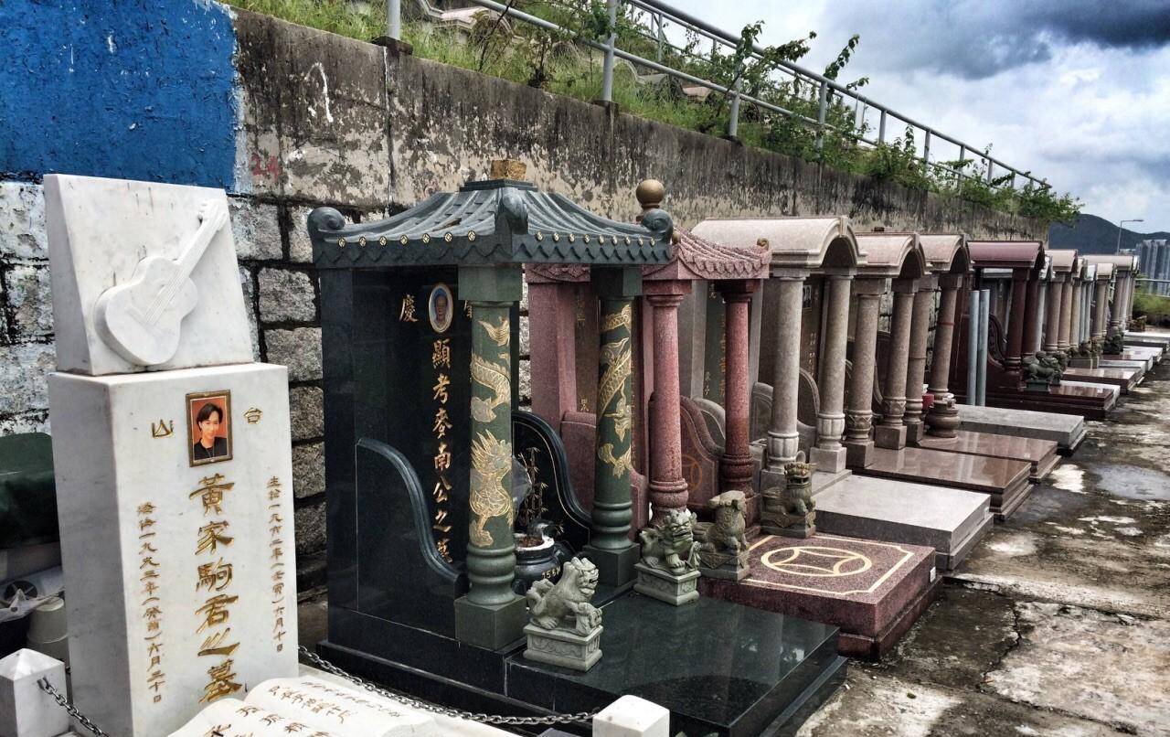 Coco Lee's grave has not yet been announced. Fans hope that her grave ...