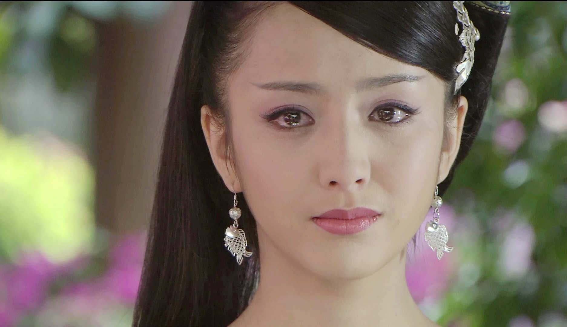 In order to gain the emperor's favor, Zhao Feiyan actually stuffed this ...