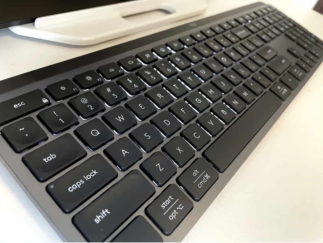 Silky office stability and outstanding Logitech MX KEYS S wireless ...