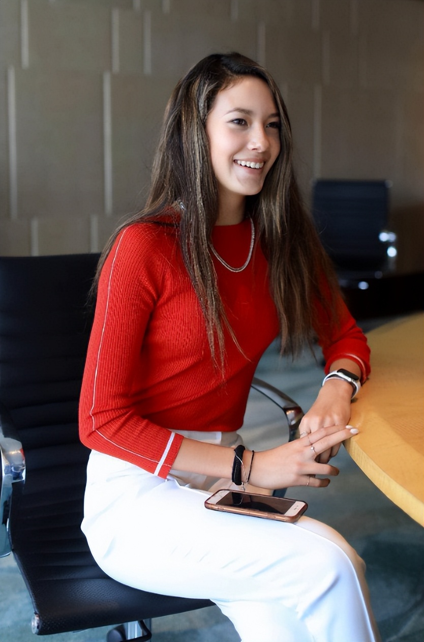 Gu Ailing's "T stage show" self-destructing image?Seconds become small ...