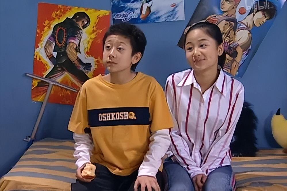 Revisiting "Family with Children", I realized that Liu Xing's family is ...
