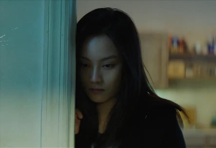 There is a gap between Wang Yanhui and his "daughter", and the ...