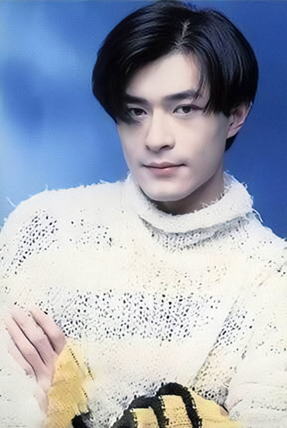 Once you see Bai Gu, you will be mistaken for a lifetime!The beauty of ...