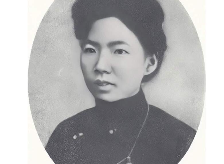 The first female western doctor in Chinese history, the pirates bowed ...