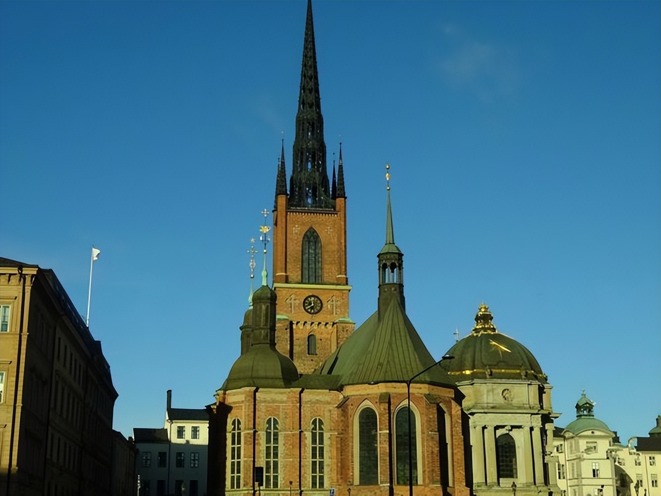 What is the influence of Sweden's historical characteristics on modern ...