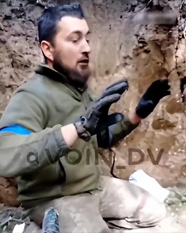 The Ukrainian army was defeated by Hongliman, the soldiers surrendered ...