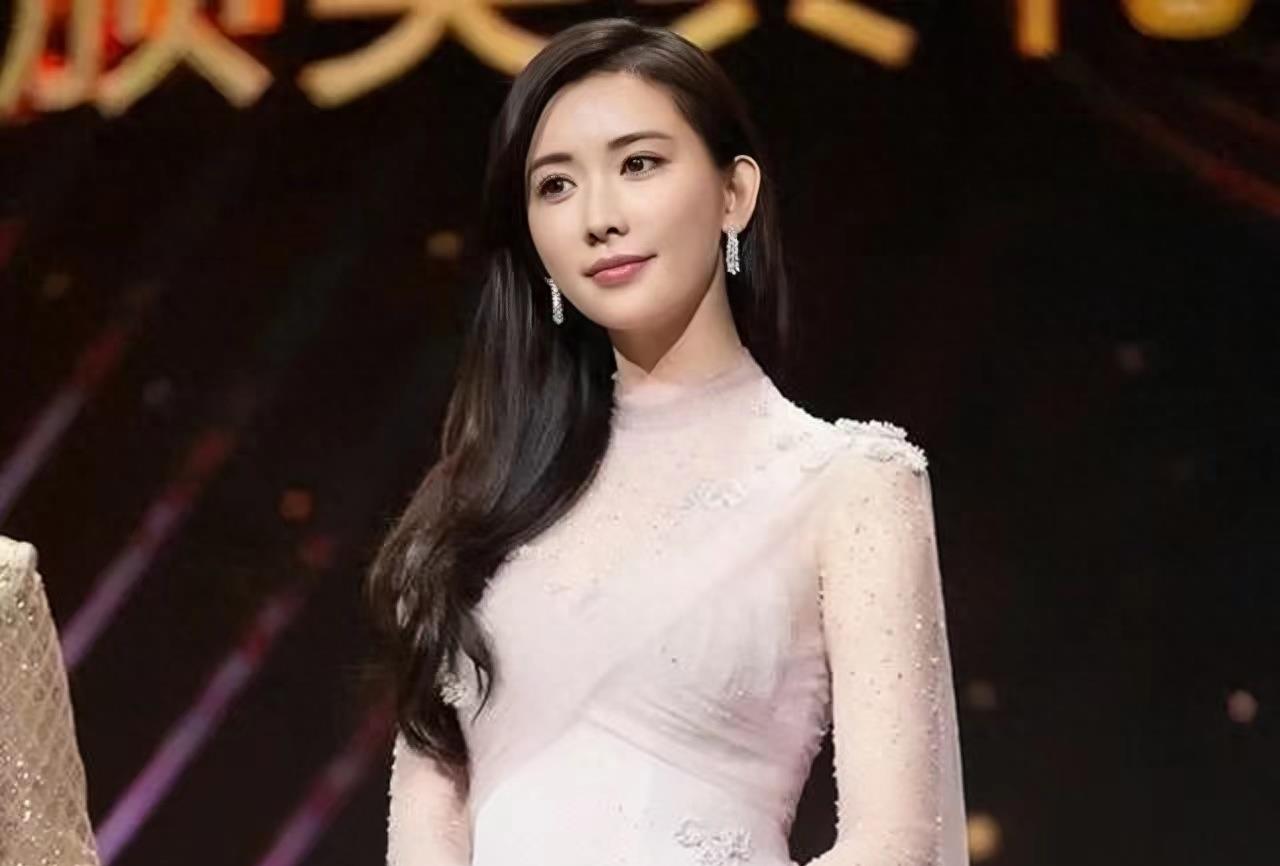 Lin Chiling quits the industry: the end of body fame? - iMedia