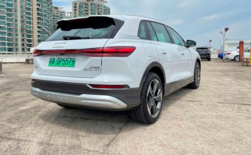SAIC Audi Q5 e-tron looks domineering, and the interior is full of sci ...