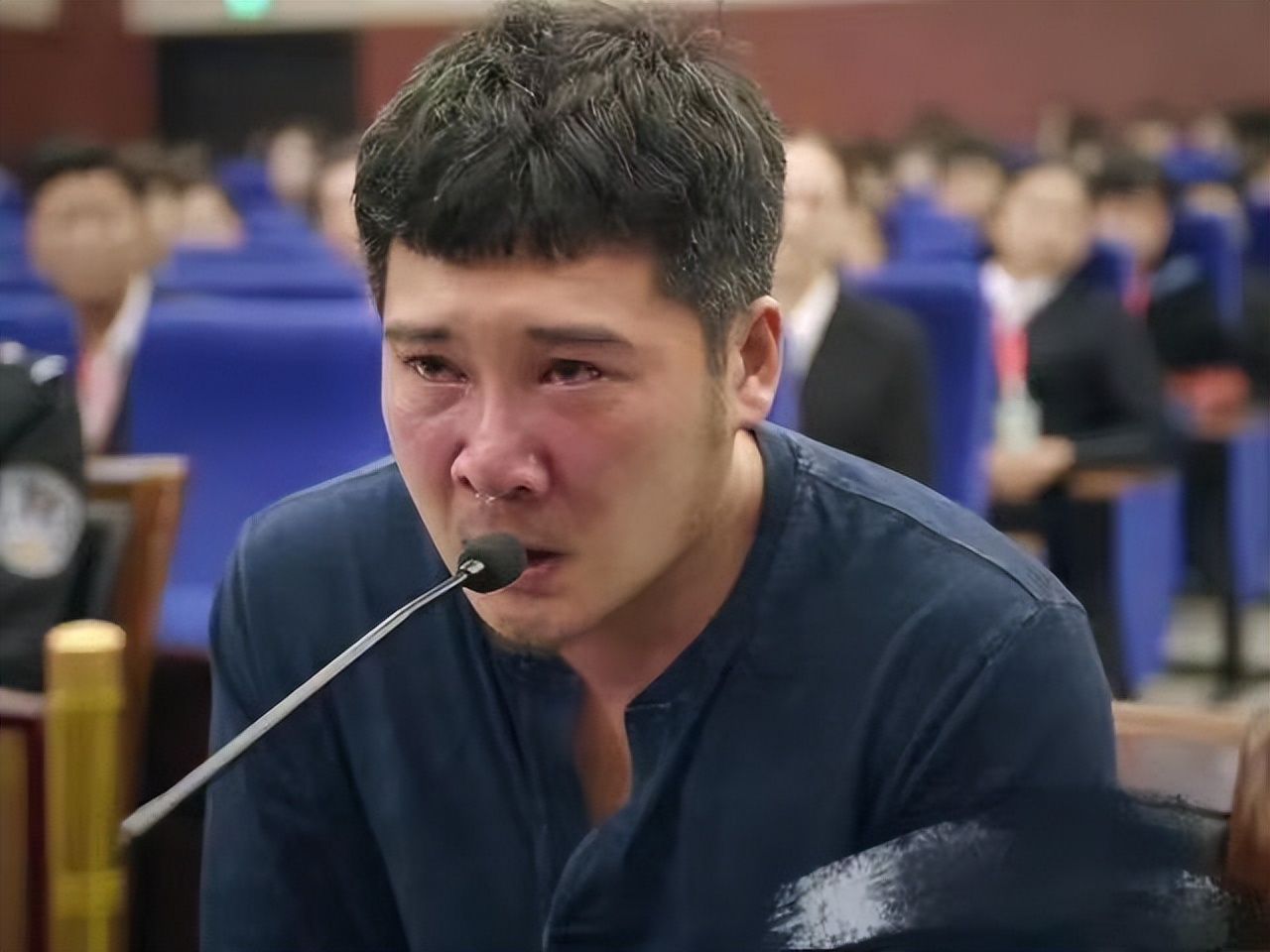 Liu Mintao is back in "Hoho" and "The Bottom Line", but the characters ...