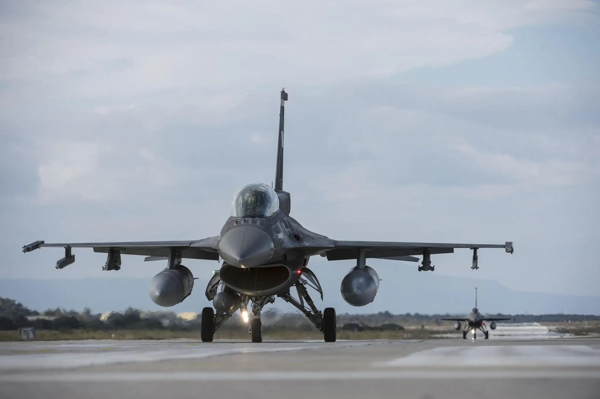 U.S. think tank: If the U.S. Air Force and the People's Liberation Army ...