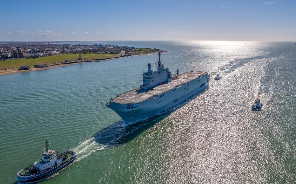 The 052D ship did not go to the French territory for nothing. The ...