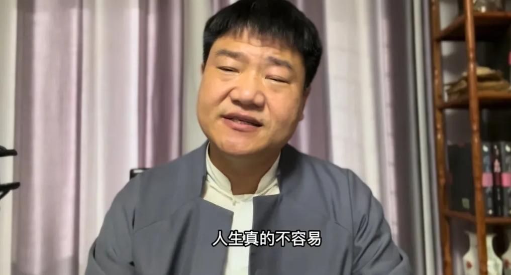 Internet celebrity Lao Chen revealed his income and complained ...