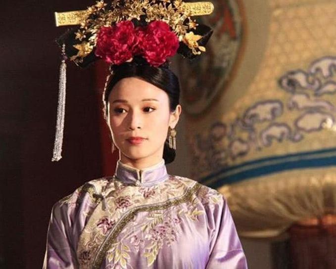 She is the realistic prototype of Qingchuan and the daughter-in-law of ...