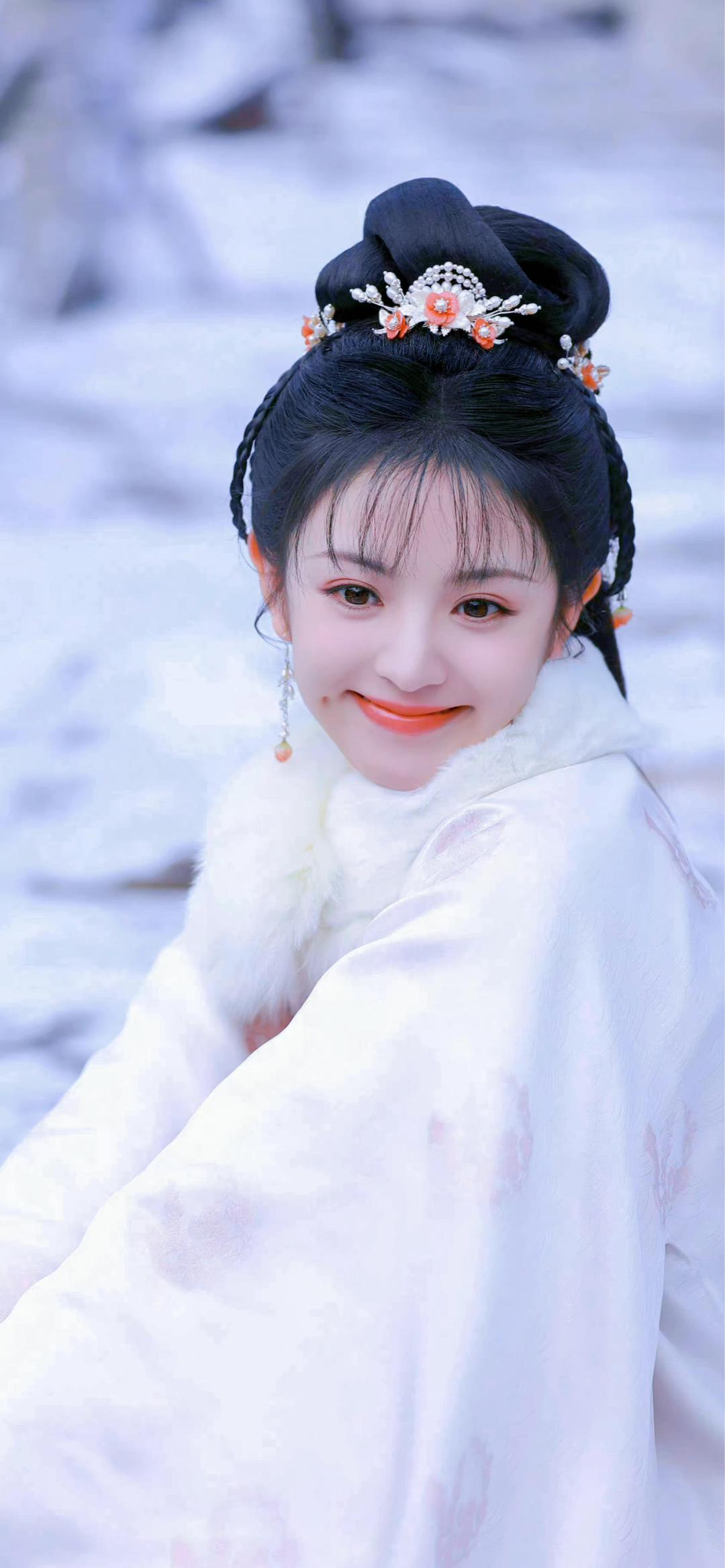 Little Gossip, Tian Xiwei, Zhang Yixing, Zhang Lan, Xiao S, Zhao Liying ...