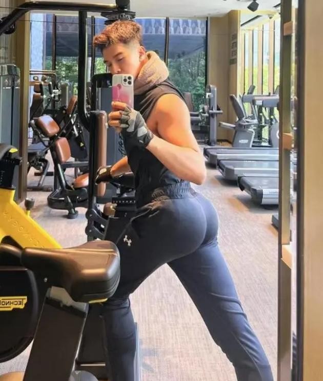 Zhang Lan and Xiao Xianrou openly kiss, cuddle, and find a stepdad for ...