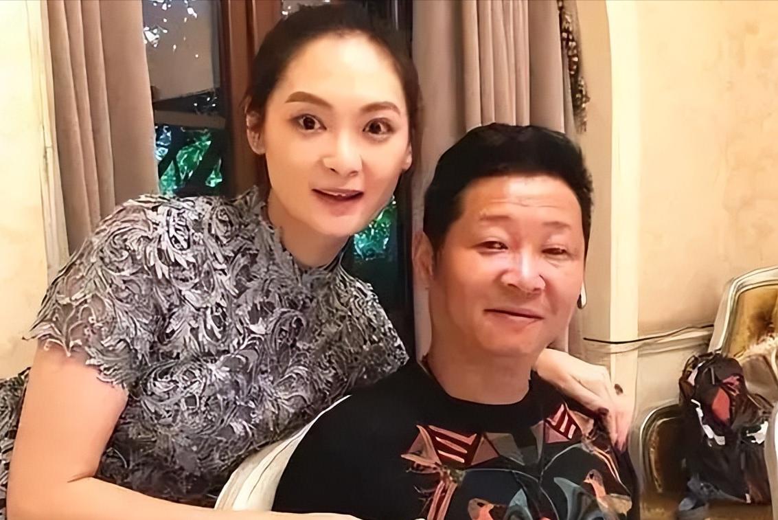 Beauty pageant champion Hu Jing: After marrying "Sandezi" Zhao Liang ...