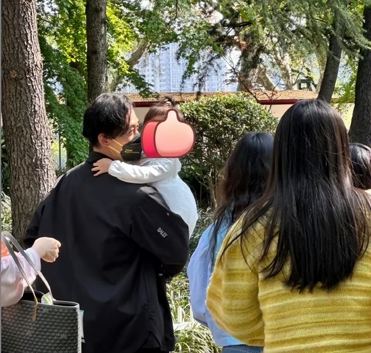 Zhang Xinyue decorates Lin Feng's Shanghai mansion for a five-star home ...