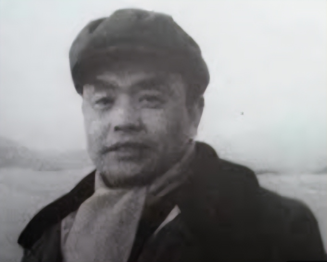 He was a confidant of Jiang Qing, who was dismissed after smashing the ...