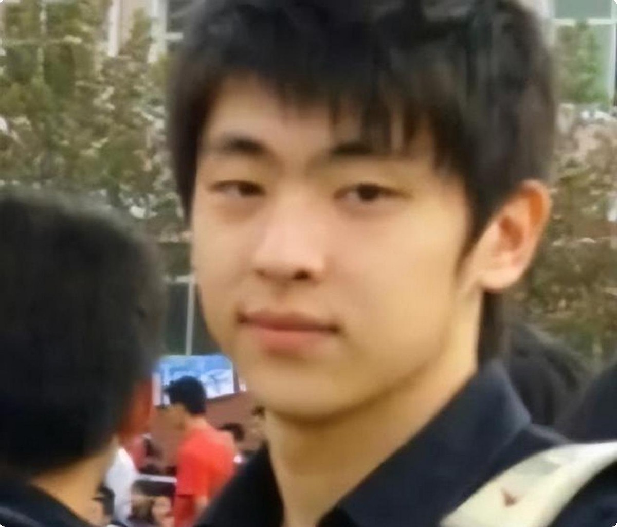 One year after "quitting the Internet", looking at Deng Lun's current "dilemma" is very hateful ...