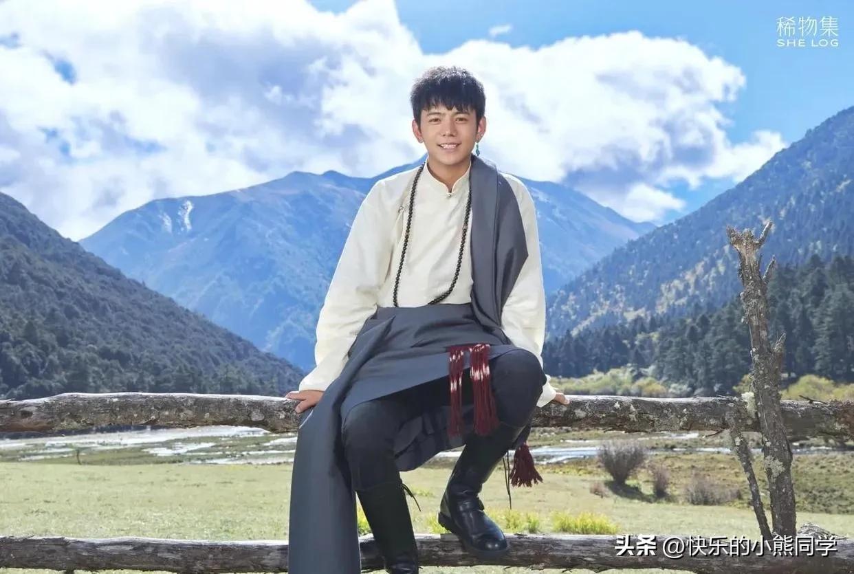 Two years after Ding Zhen became popular: the skin is delicate and the face is white!No longer ...