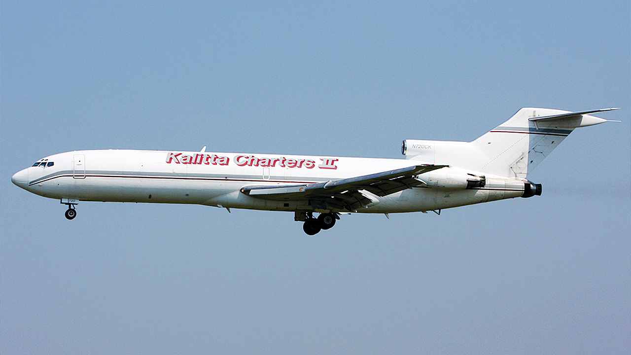 How many 727s are still flying around the world? - iNEWS