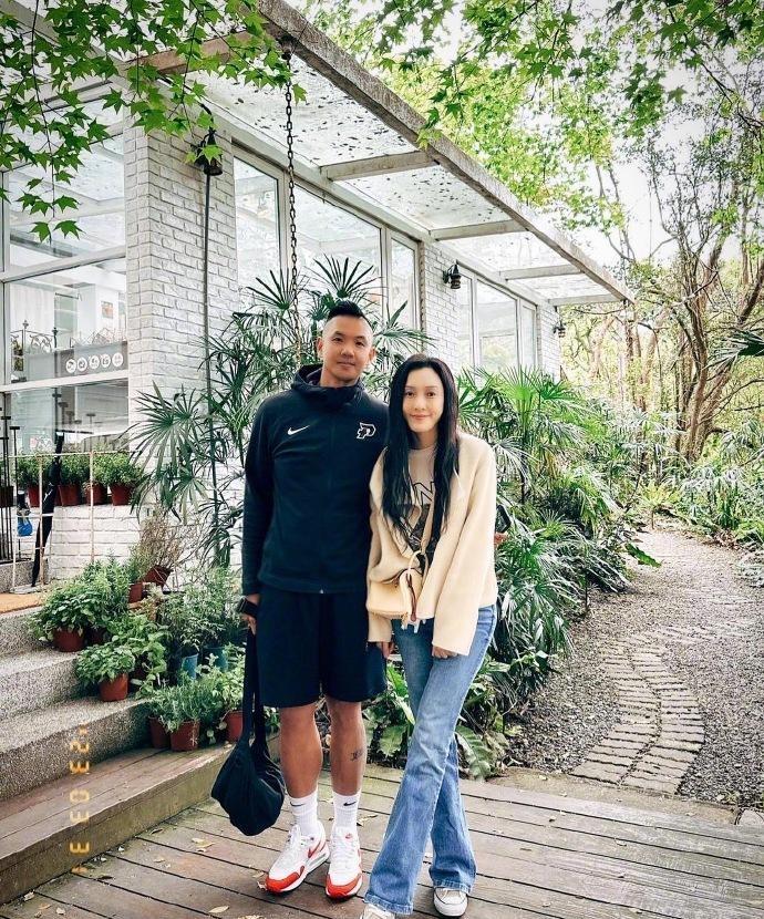 Black man Chen Jianzhou was sexually assaulted by the black Gril member ...