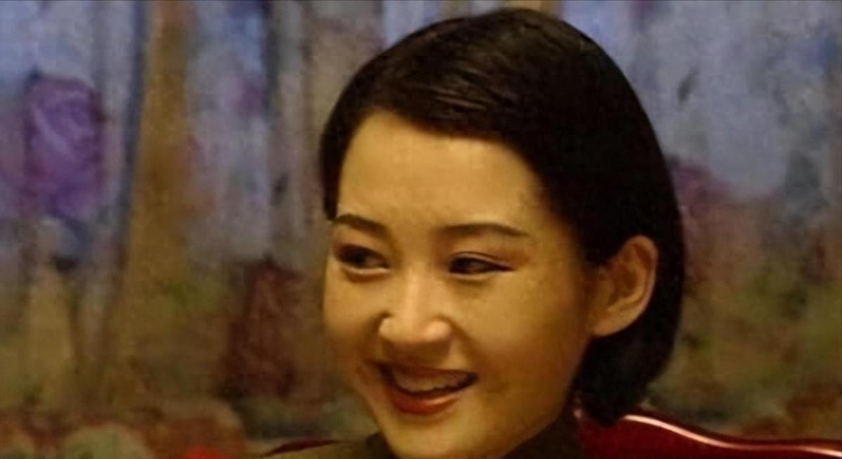 Stunning beauty, eternally single - iMedia